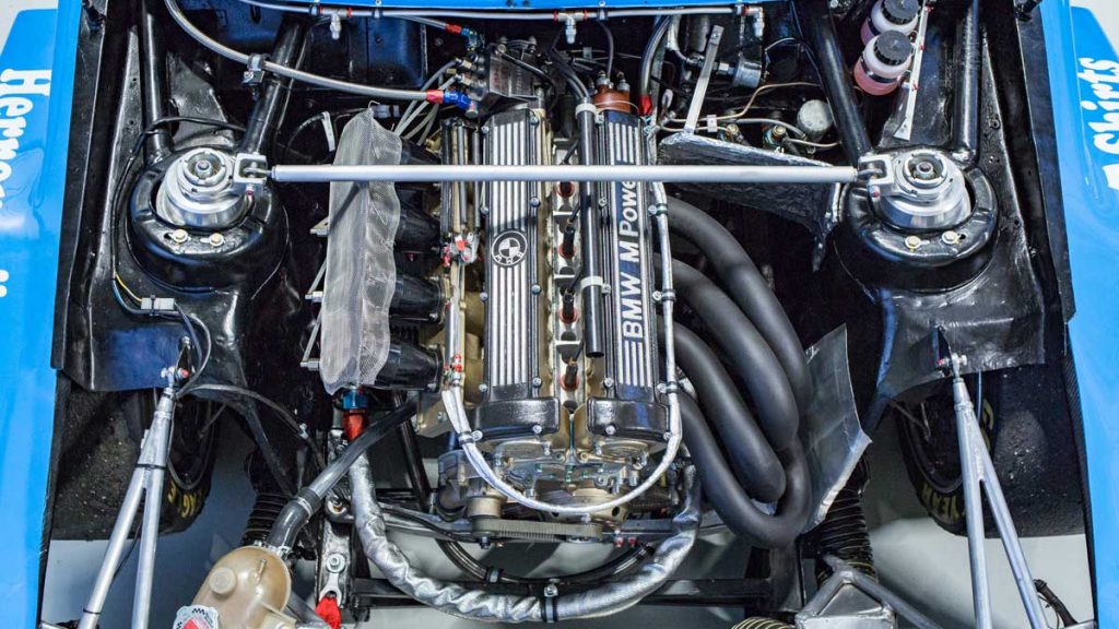 BMW 320 Group 5 "Fruit of the Loom" I Triumphant racing machine